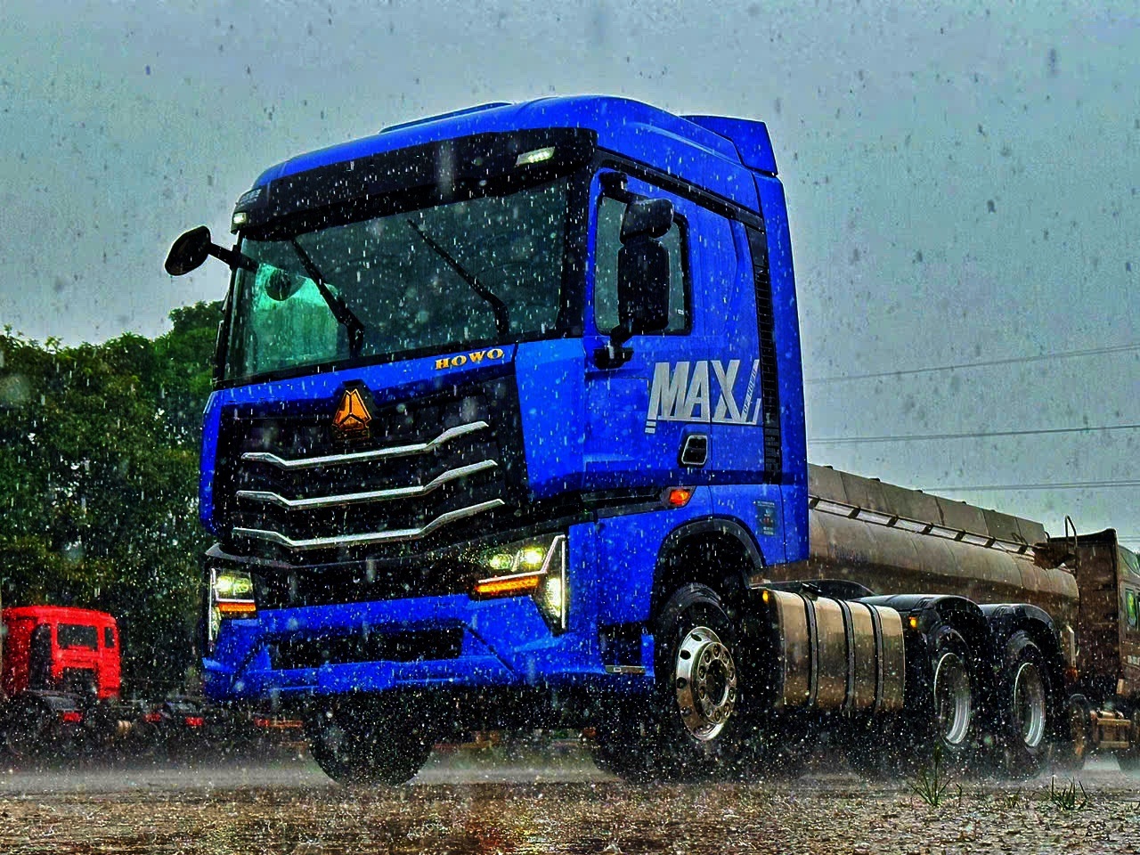 Đầu Kéo Howo MAX 440Hp - Xe Nhập Khẩu đầy đủ cấu hình - Giá lăn bánh cực tốt